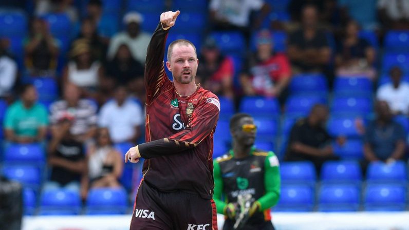 A special moment for Colin Munro & his family!